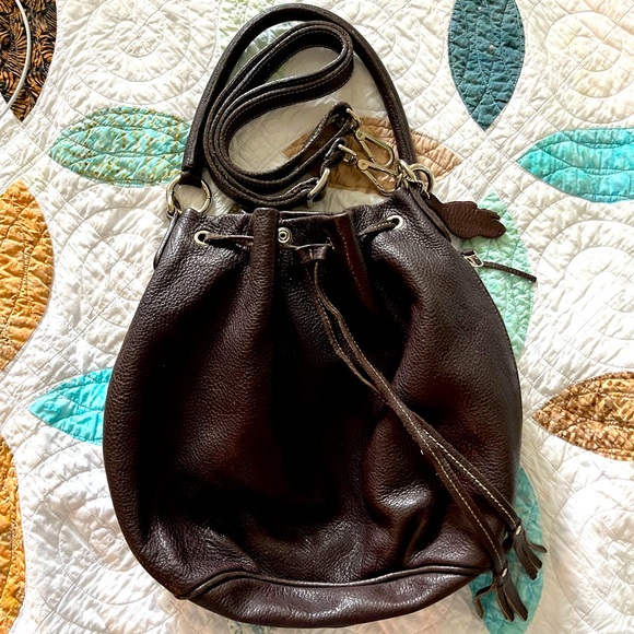 Roots | Bags | Classic Roots Pebble Leather Hobo Bag | Poshmark
